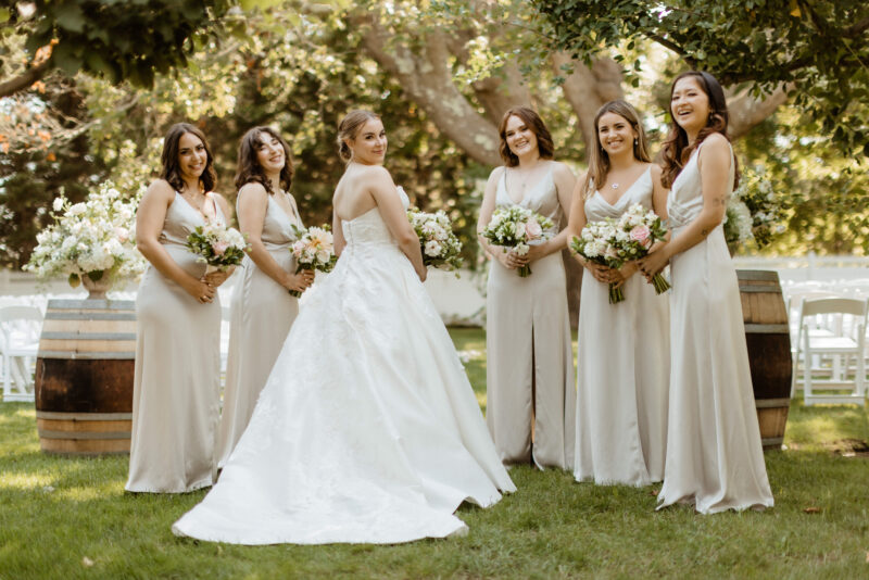 Youthful + Classic Bedell Winery Wedding - eagerheartsphotography.com